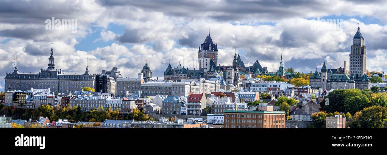 The skyline of Quebec City Stock Photo - Alamy
