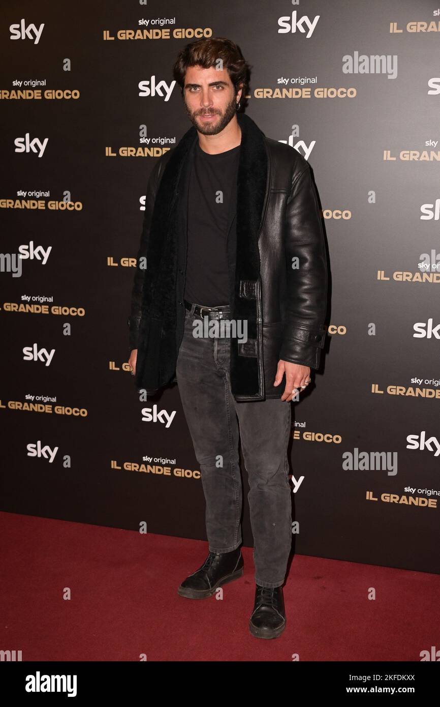 Tv teatro hi-res stock photography and images - Alamy