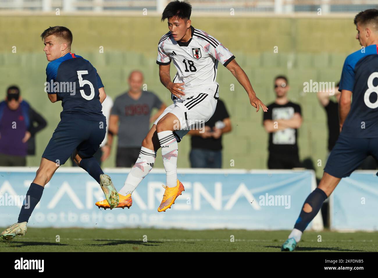 San Pedro del Pinatar, Spain. 17th Nov, 2022. Naoki Kumata (JPN ...