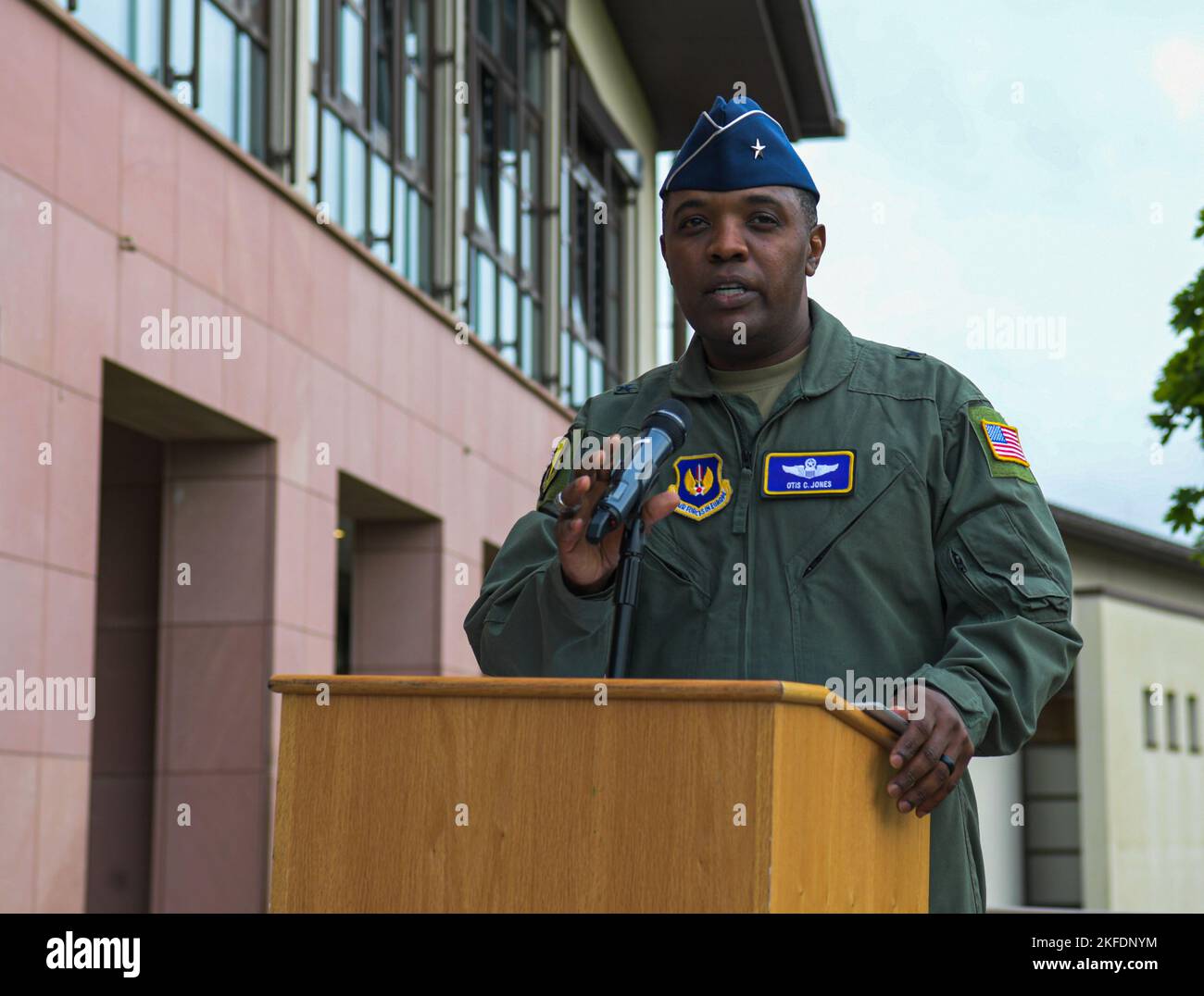 Otis jones hi-res stock photography and images - Alamy