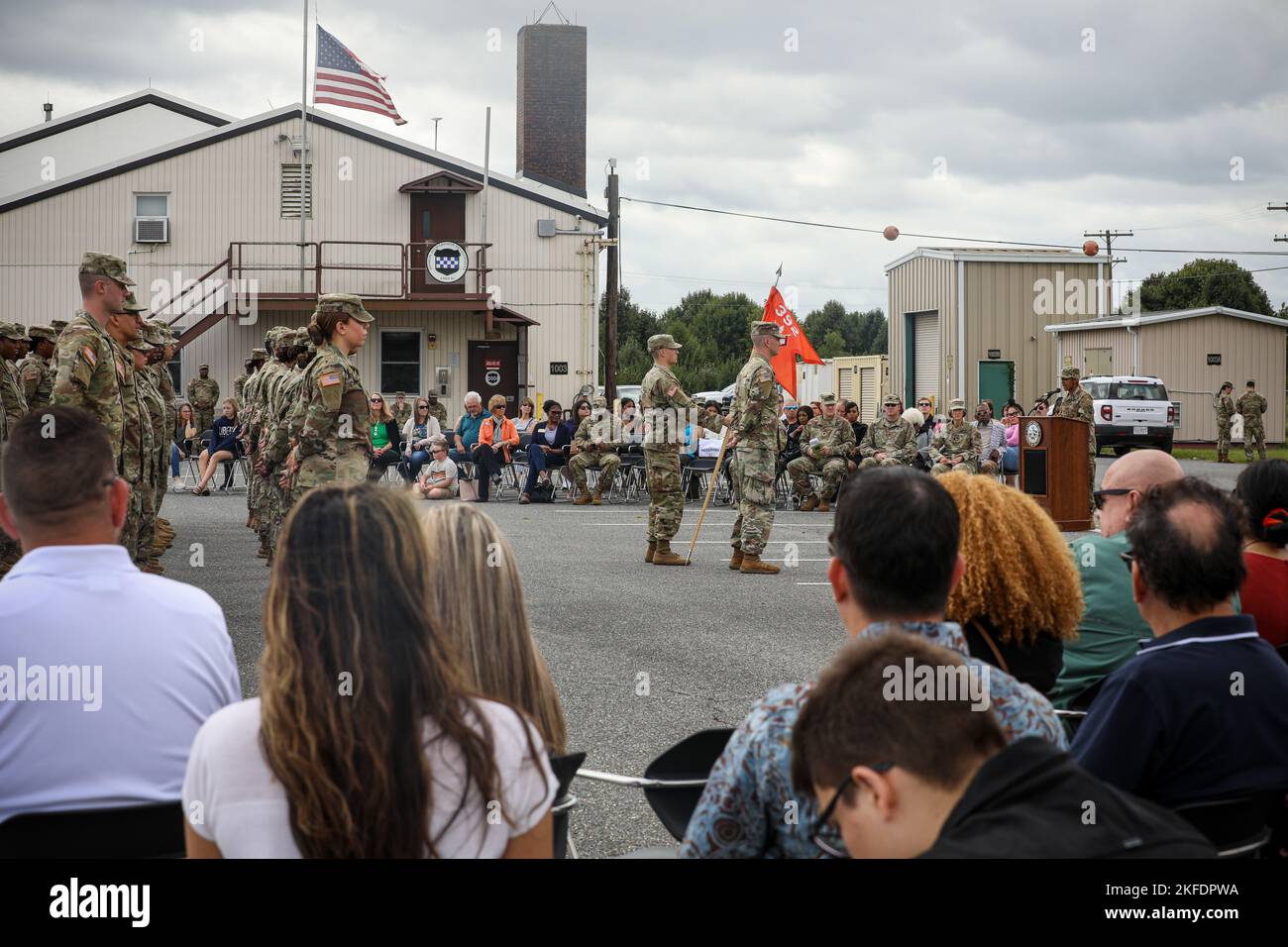 U.S. Army Reserve soldiers assign to Alpha Company, 392nd Expeditionary ...
