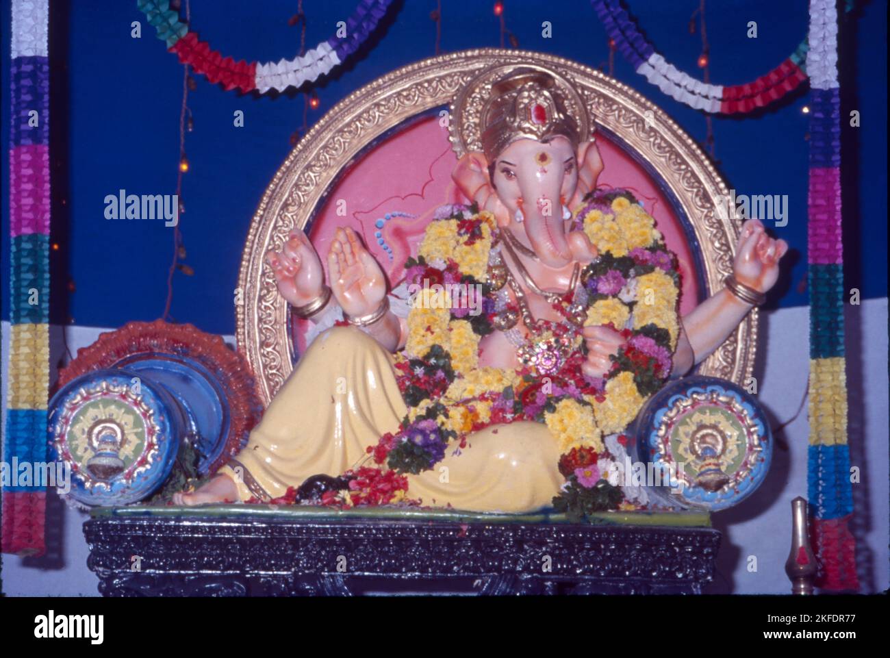 Ganpati sitting relaxingly hi-res stock photography and images - Alamy
