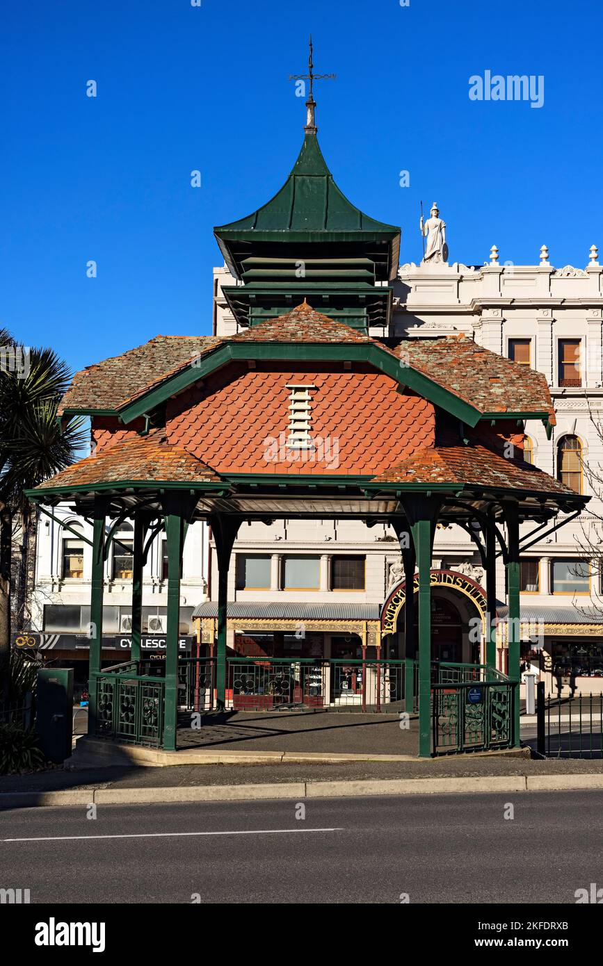 Ballarat Australia / The circa 1859 Ballaarat Mechanics Institute and ...