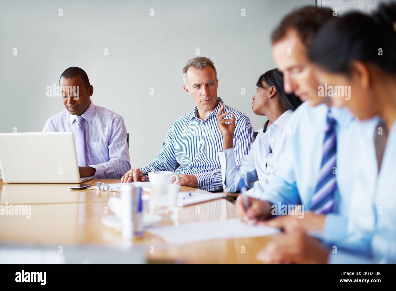 Female executives in board room hi-res stock photography and images - Alamy
