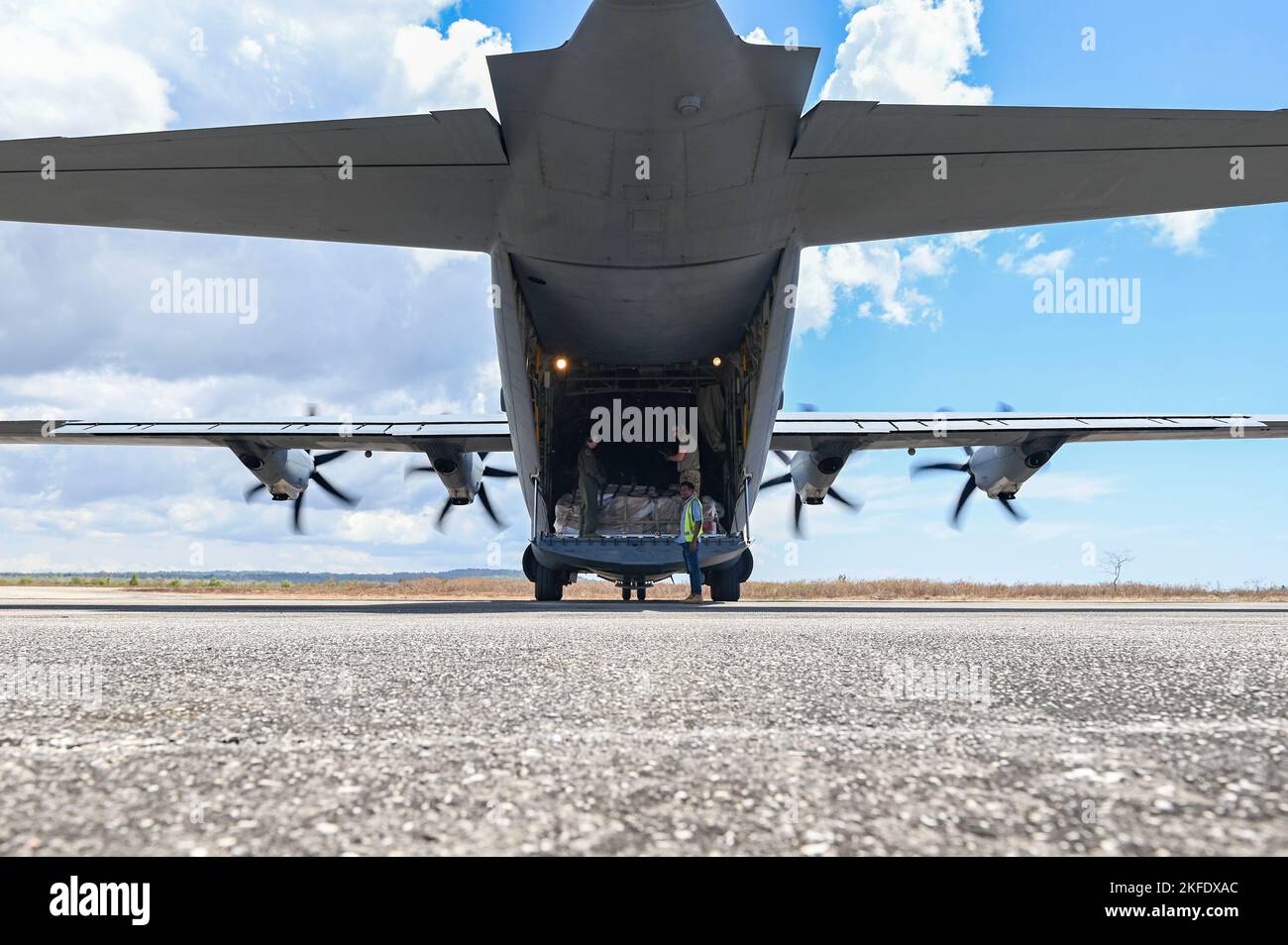143rd airlift wing hi-res stock photography and images - Alamy