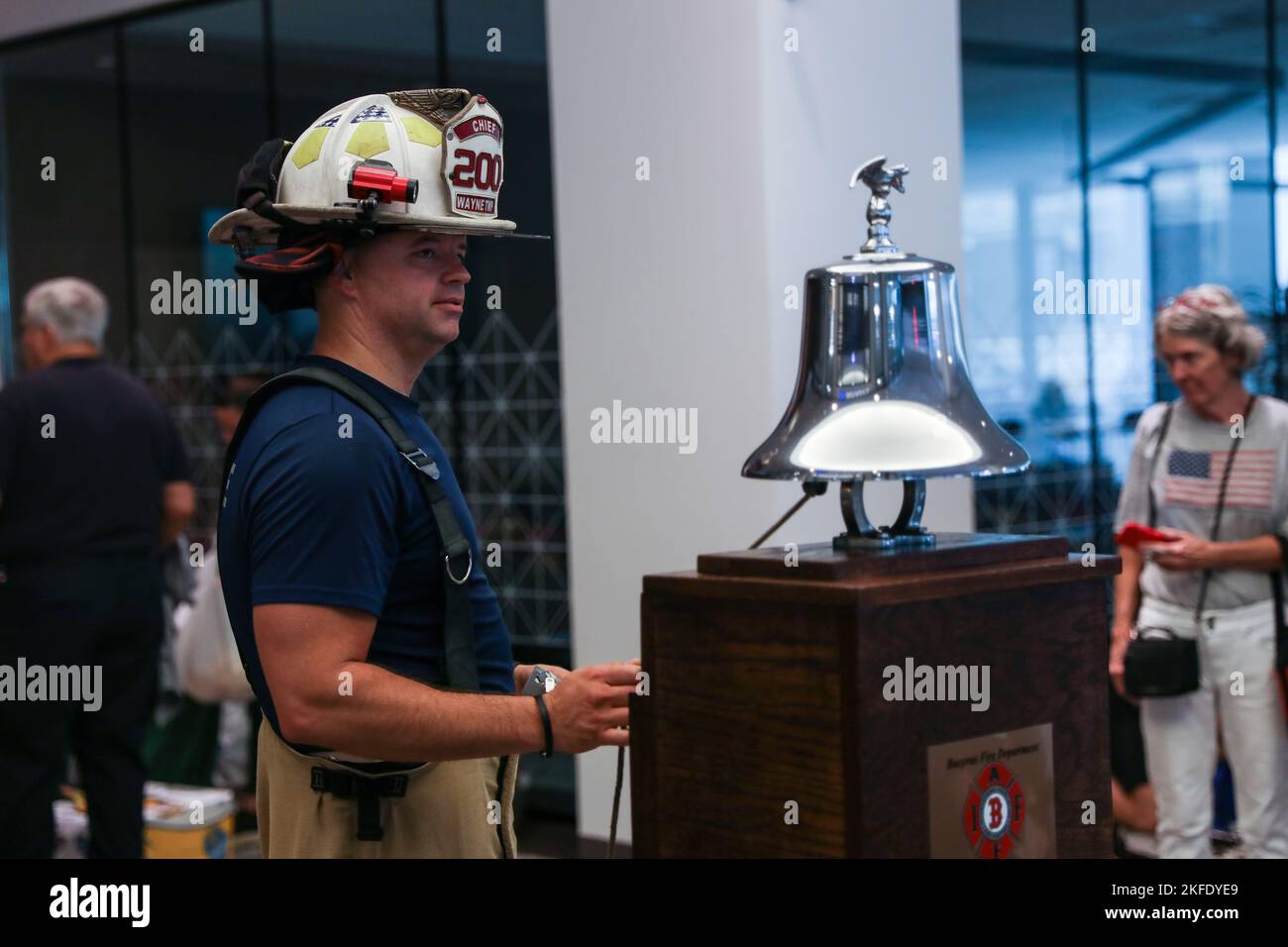U.S. Army Master Sgt. Chris Wysong, Headquarters and Headquarters ...