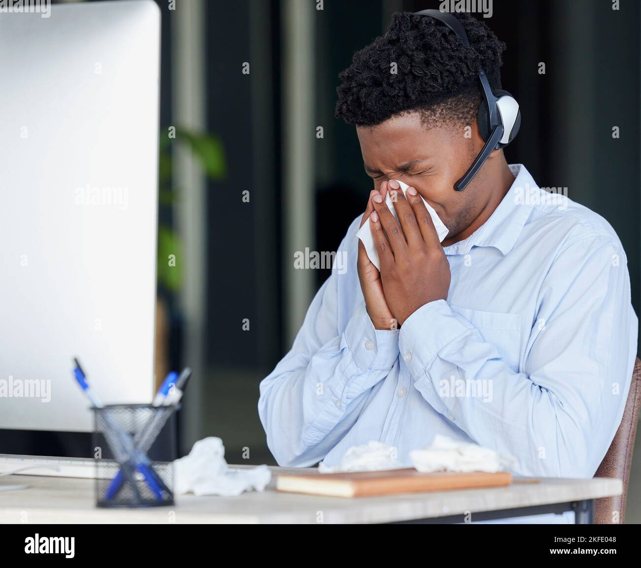 Sick computer hi-res stock photography and images - Alamy