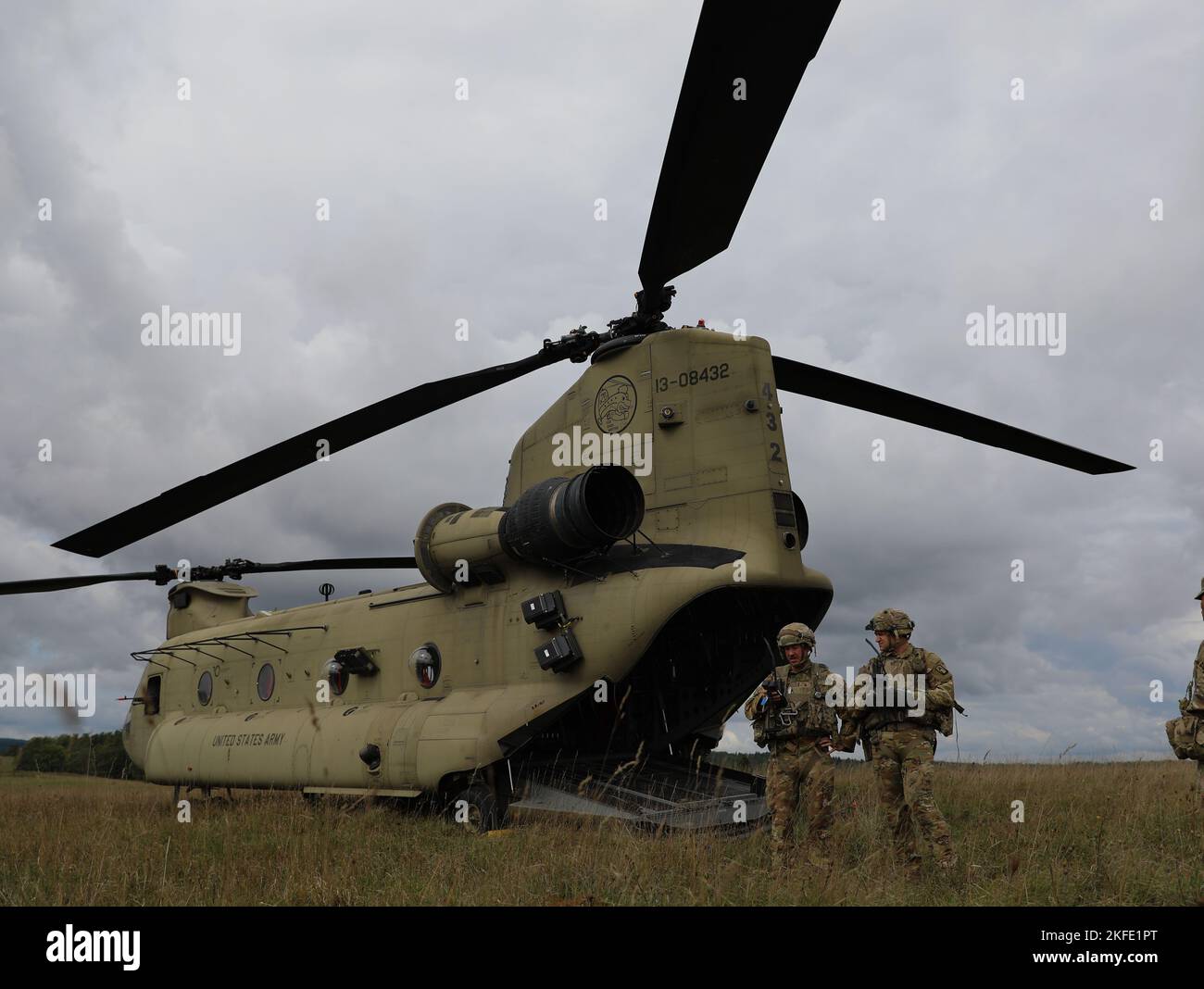 U.S. Army Sgt. 1st Class José Zarate (right) an observer-controller ...