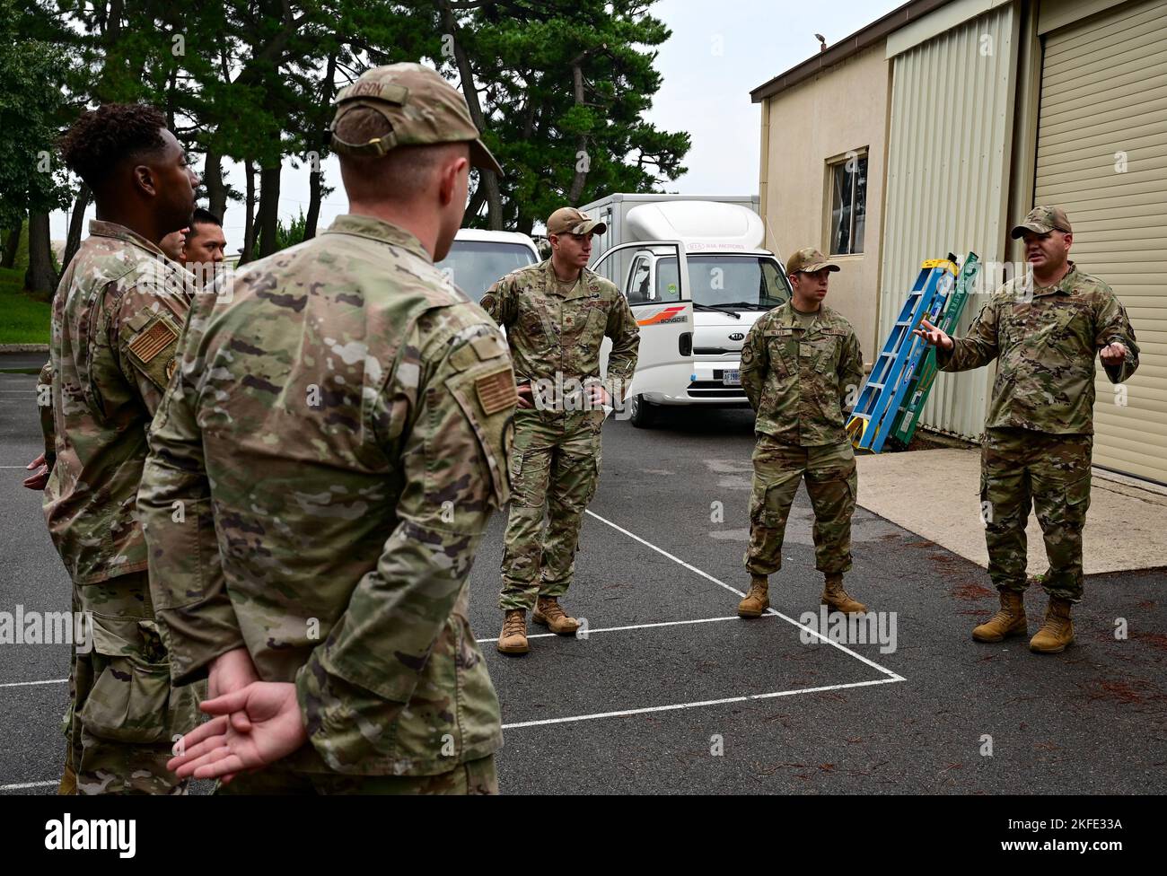 Workorders hi-res stock photography and images - Alamy