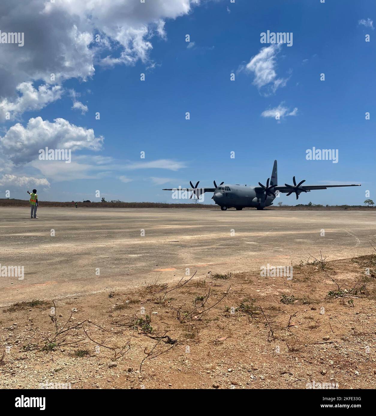 Quonset point air national guard station hi-res stock photography and images - Alamy🚀 Descubra o ...