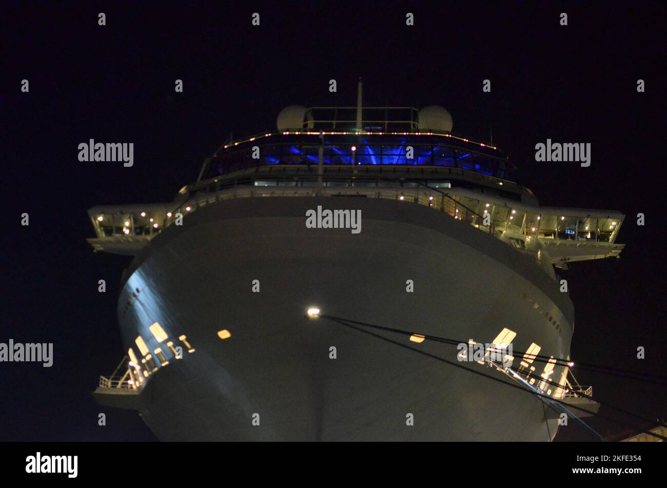 cruse ship at night on pier dark big modern Stock Photo - Alamy