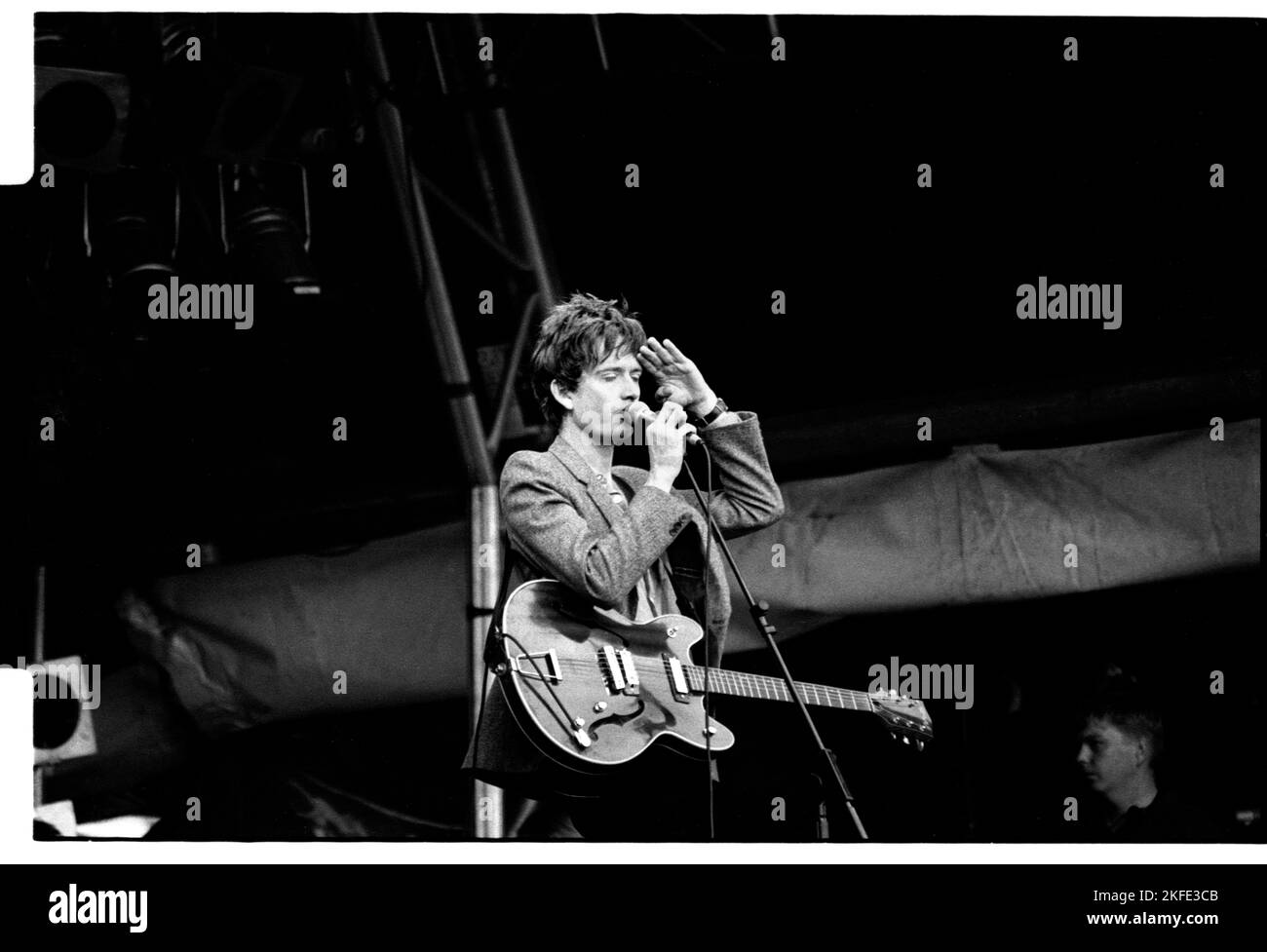 Jarvis cocker pulp 1994 hi-res stock photography and images - Alamy