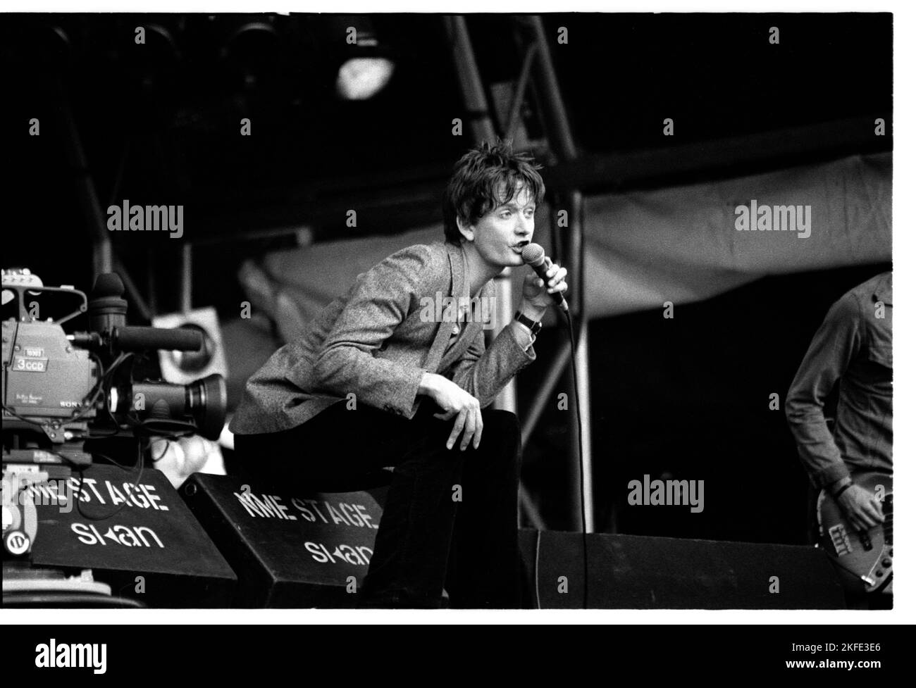 Jarvis cocker pulp 1994 hi-res stock photography and images - Alamy