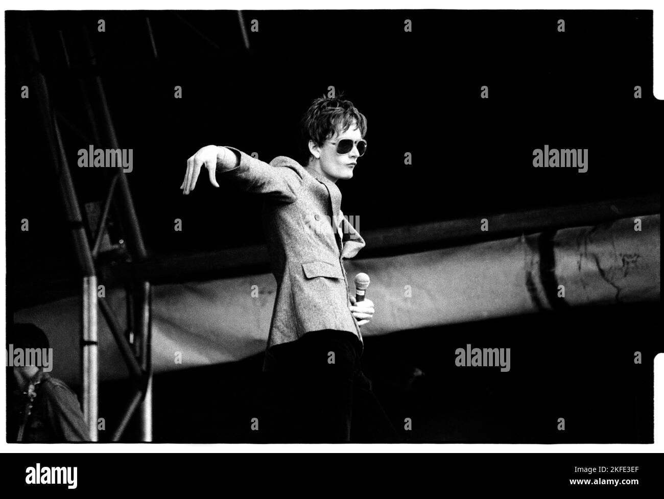 JARVIS COCKER, PULP, GLASTONBURY NME STAGE, 1994: Jarvis Cocker of ...