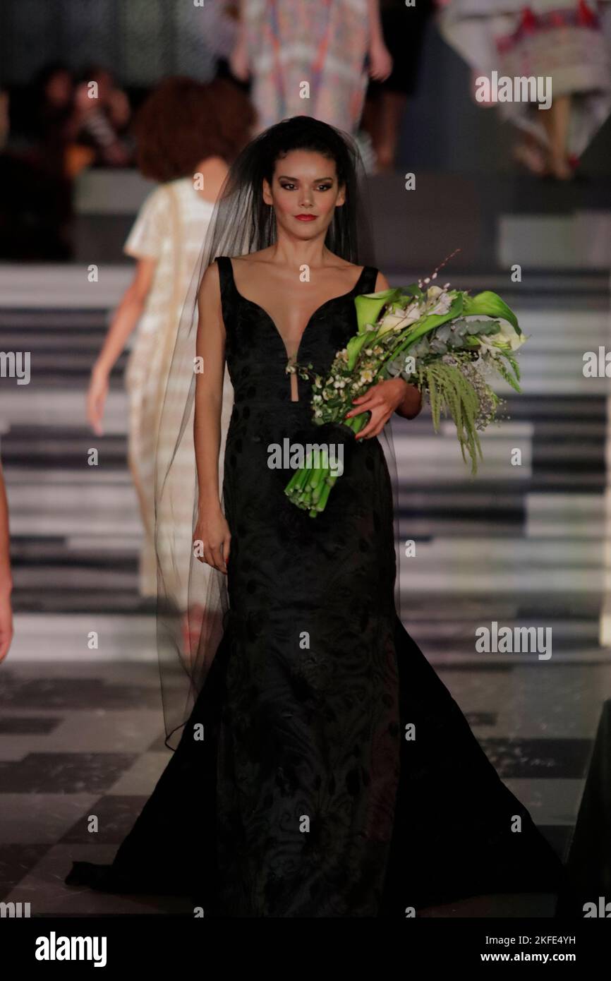 Mexico City, Mexico. 17th Nov, 2022. Mexican Textile Art Catwalk 2022 ...