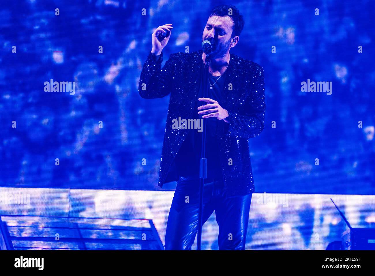 Mediolanum Forum, Milano, Italy, November 17, 2022, Cesare Cremonini on ...