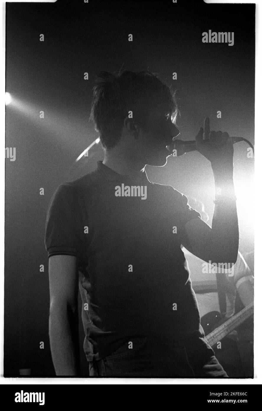 DAMON ALBARN, YOUNG, PARKLIFE TOUR, 1994: Damon Albarn the singer of ...