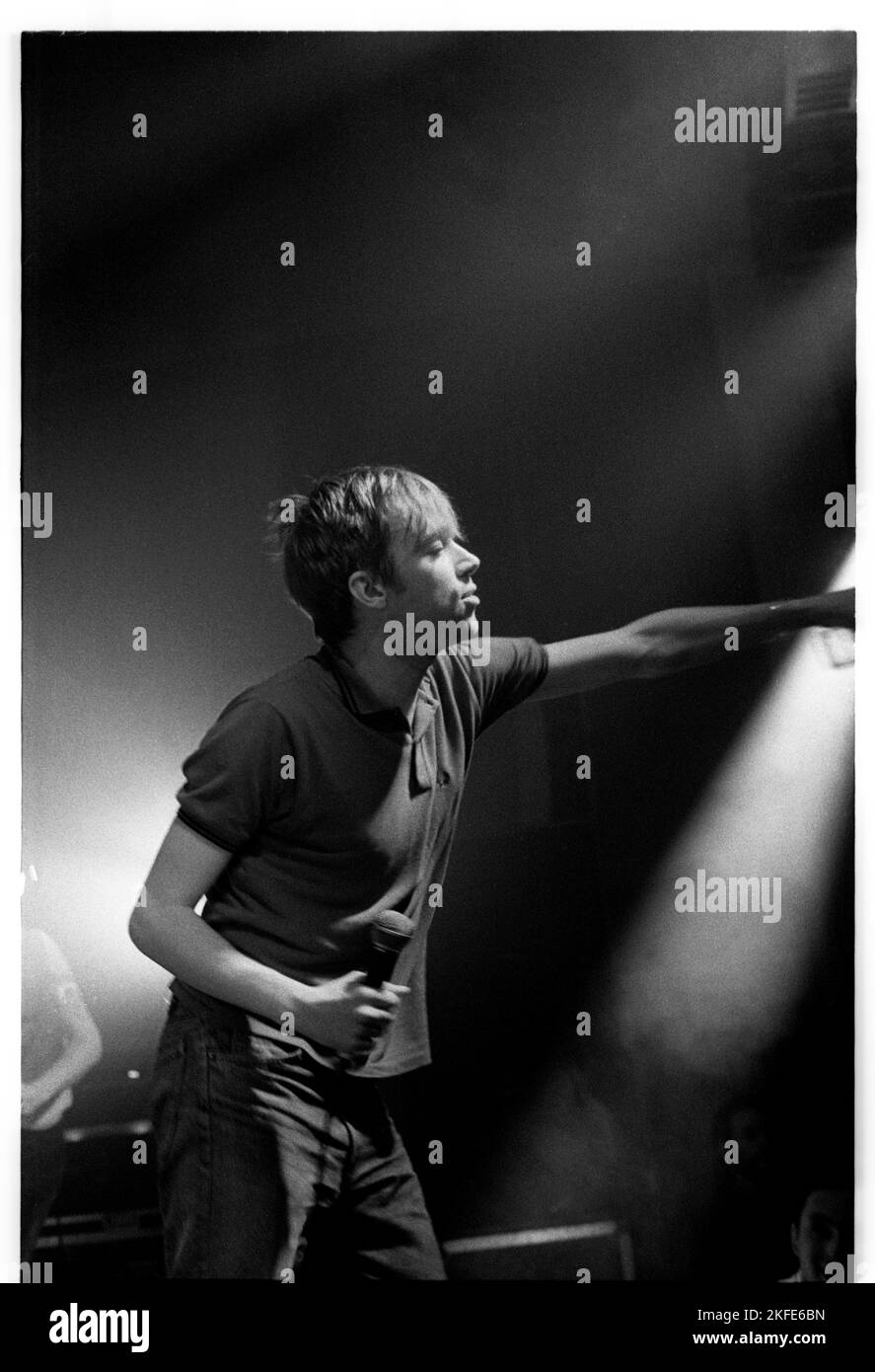 Blur playing live Black and White Stock Photos & Images - Alamy