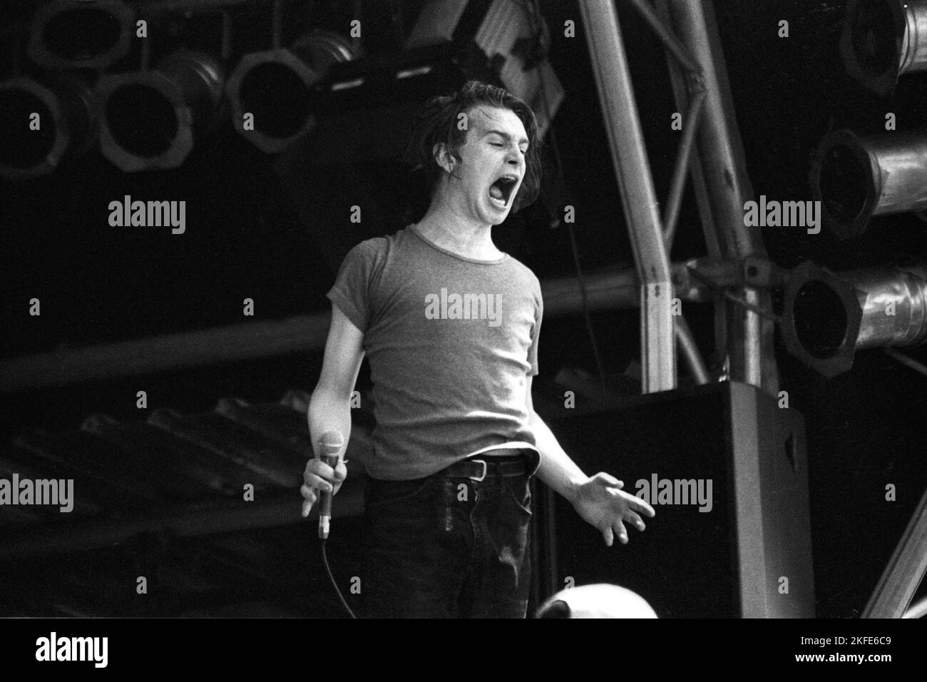 PATRICK DUFF, STRANGELOVE, GLASTONBURY 95: Patrick Duff of the band ...