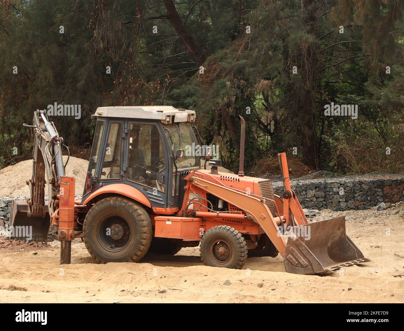 Heavy farm work hi-res stock photography and images - Alamy