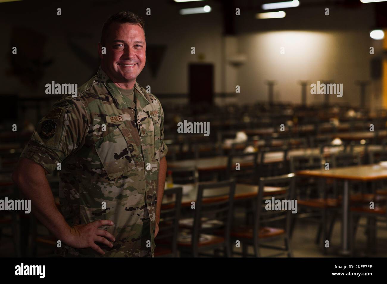 U.S. Air Force Master Sgt. Ken Kealey, 386th Expeditionary Force ...
