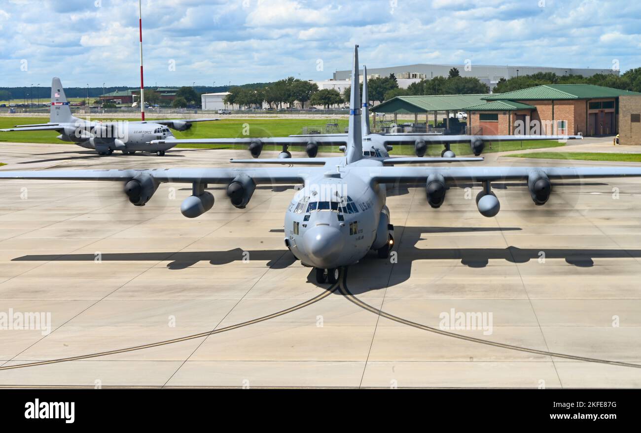 Five C-130 Hercules aircraft from the Georgia Air National Guard taxi ...