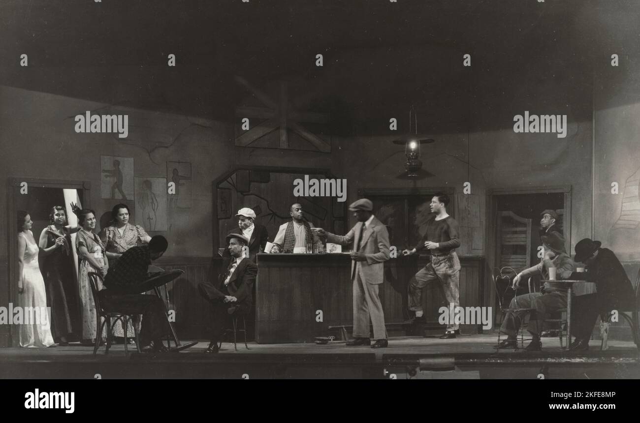 Bar scene with women standing, 1935-1939 Stock Photo - Alamy