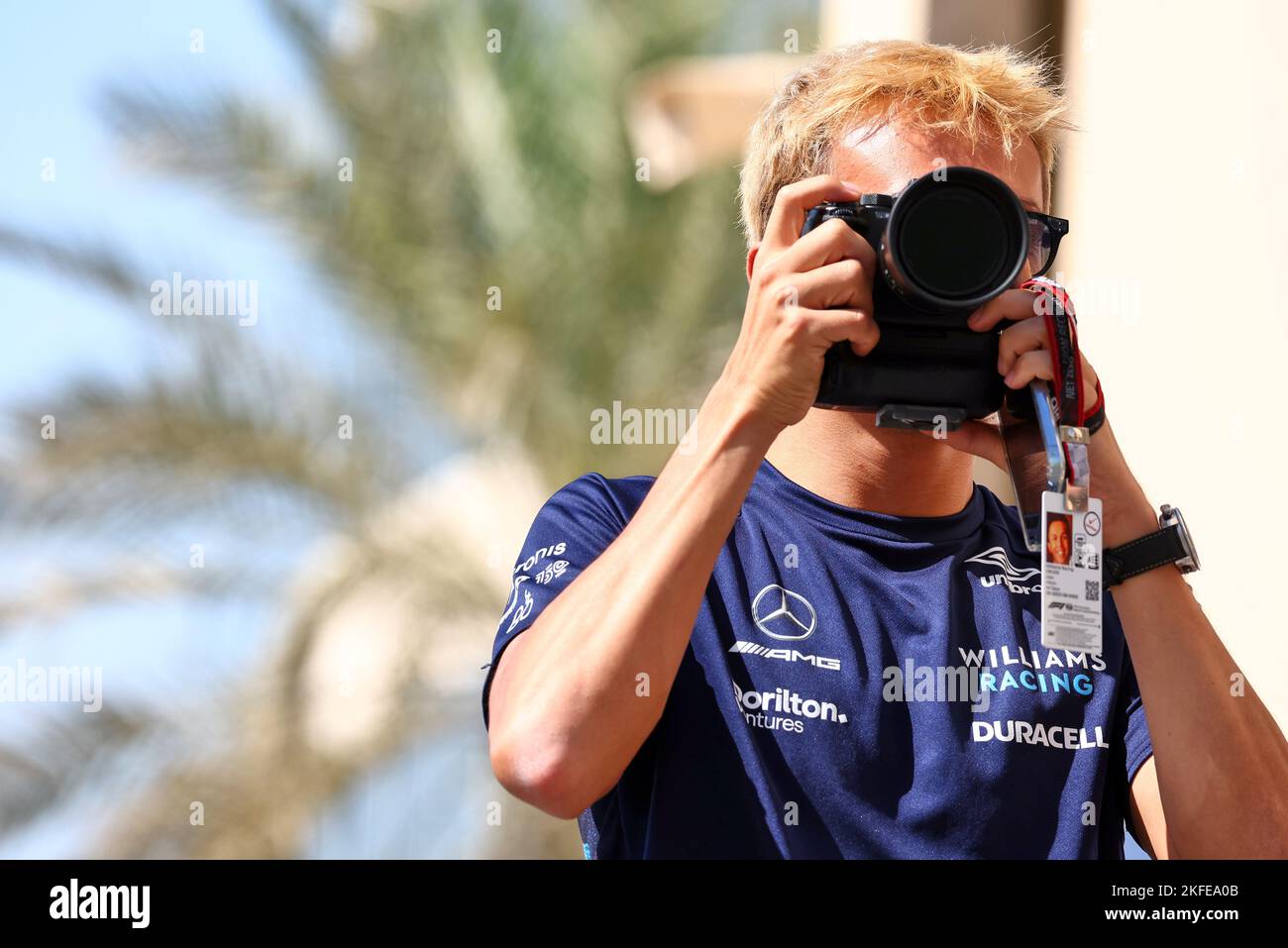 Abu Dhabi, UAE. 17th November 2022. Alexander Albon (THA) Williams ...