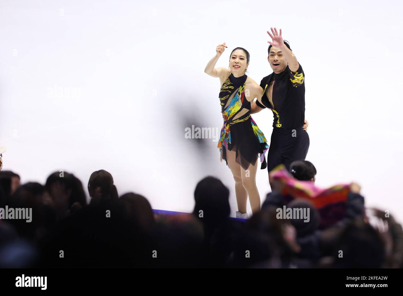 Hokkaido, Japan. 18th Nov, 2022. Kana Muramoto & Daisuke Takahashi (JPN) Figure Skating : ISU ...