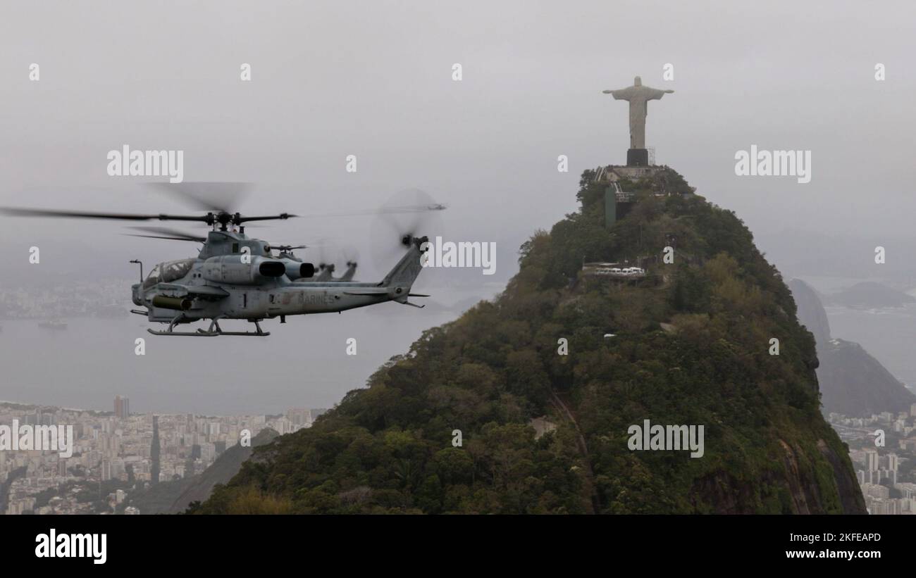 U.S. Marines with Marine Light Attack Helicopter Squadron (HMLA) 773 ...