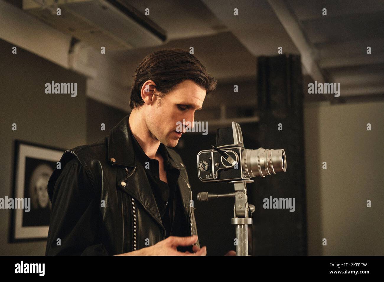 MATT SMITH in MAPPLETHORPE (2018), directed by ONDI TIMONER. Credit ...