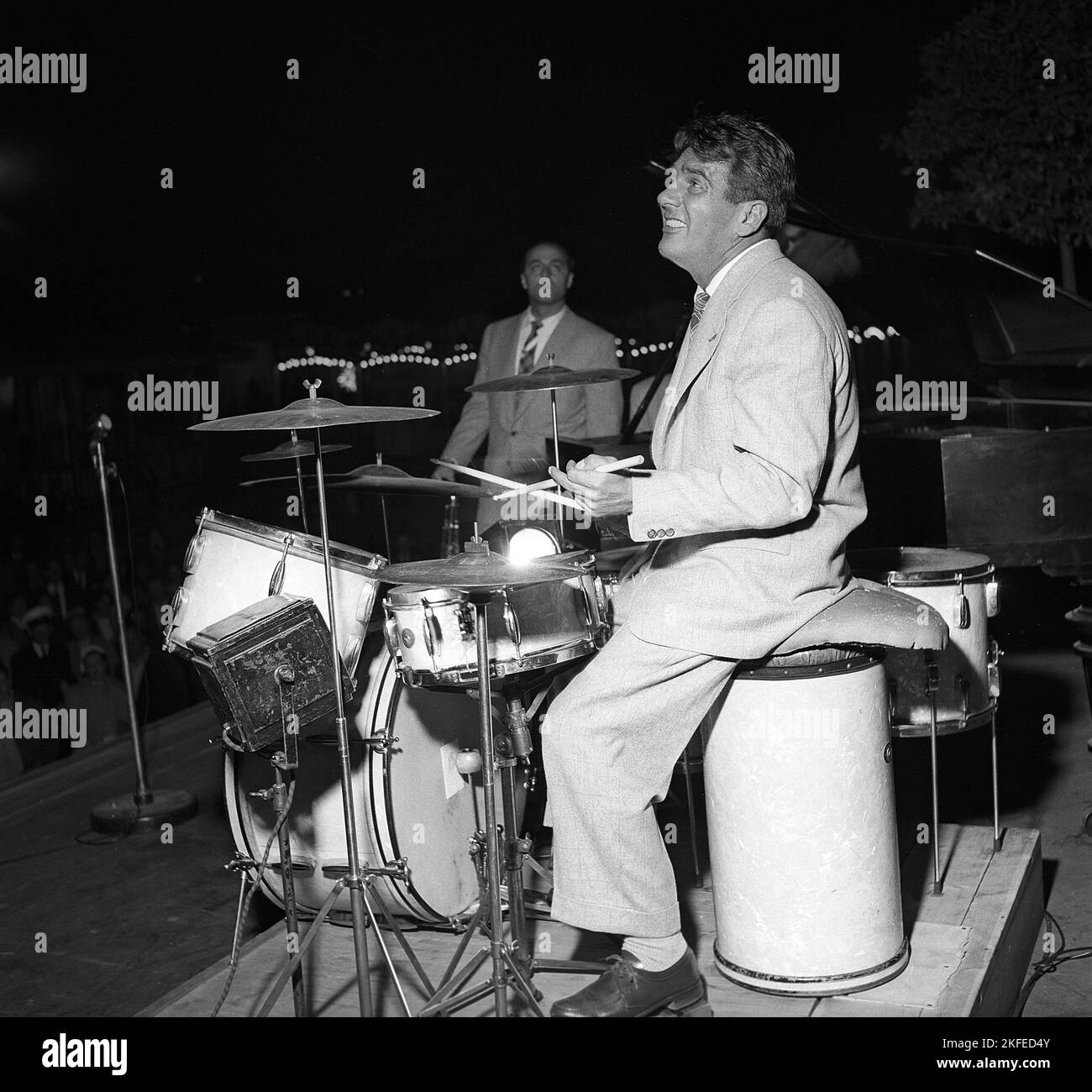 1909 16 hi-res stock photography and images - Alamy