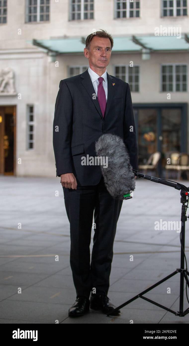 Mini budget jeremy hunt hi-res stock photography and images - Alamy