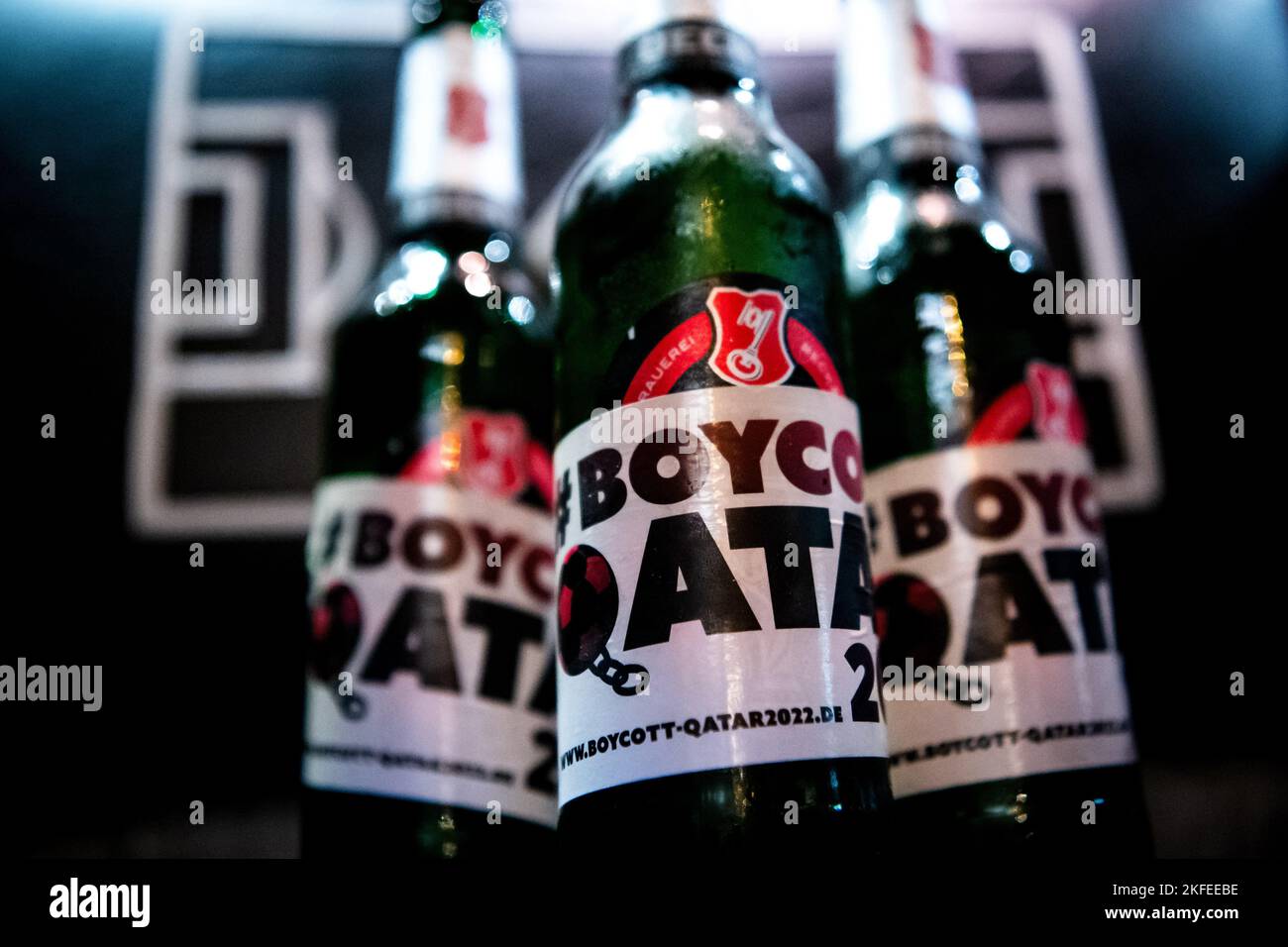 Boycott qatar 2022 hi-res stock photography and images - Alamy