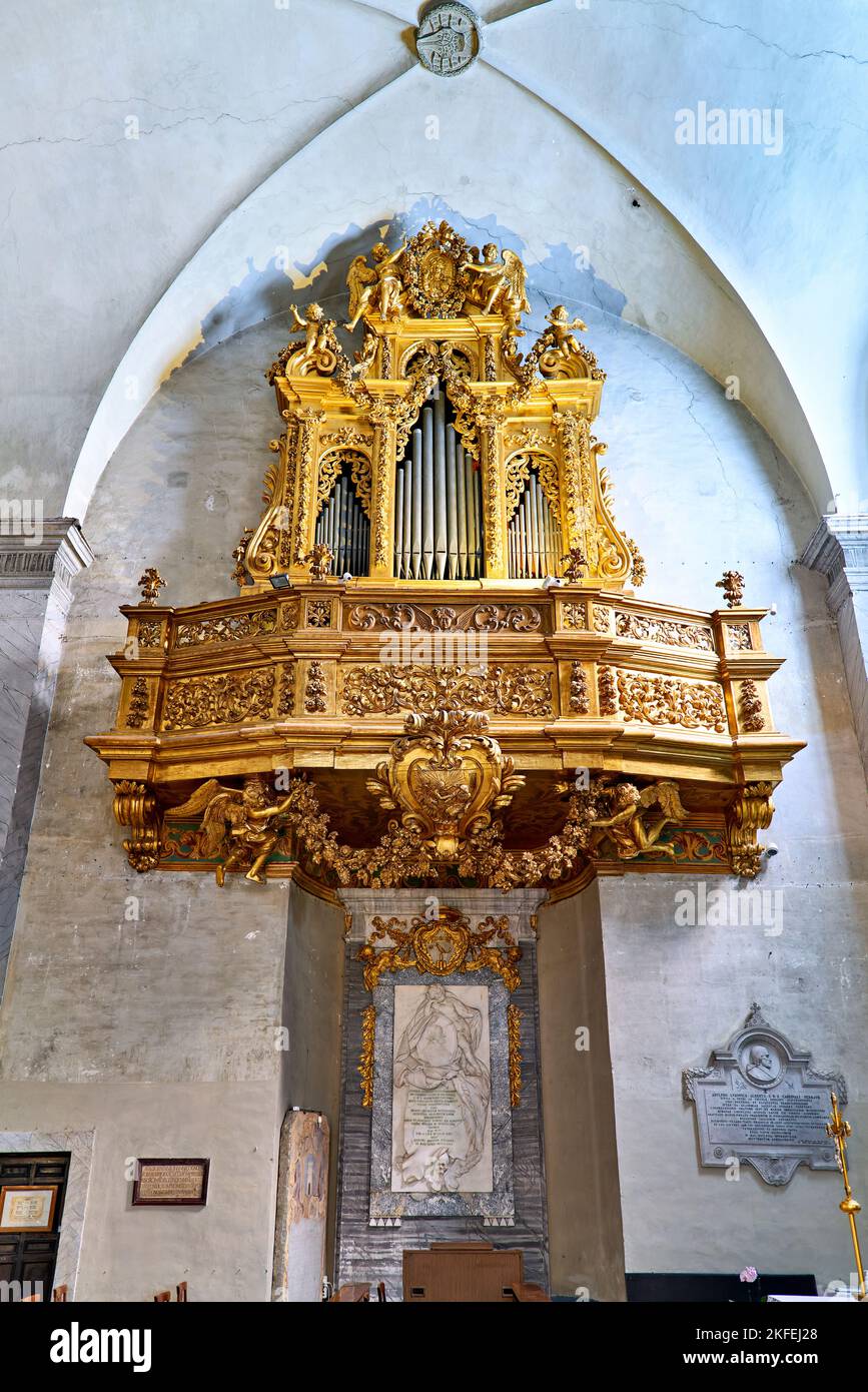 The basilica of saint peter pipe organ hi-res stock photography and ...