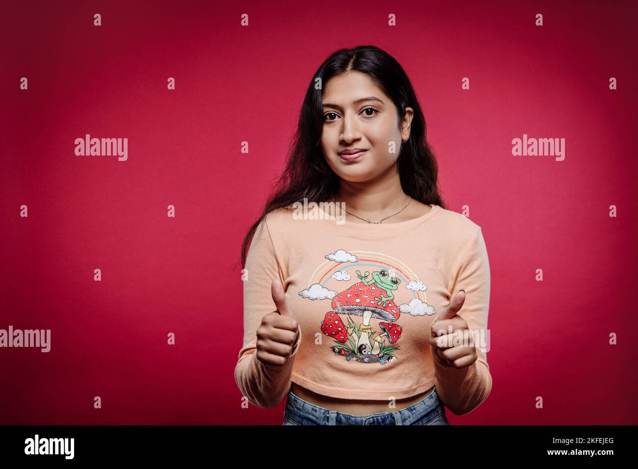 Smile approve hi-res stock photography and images - Alamy