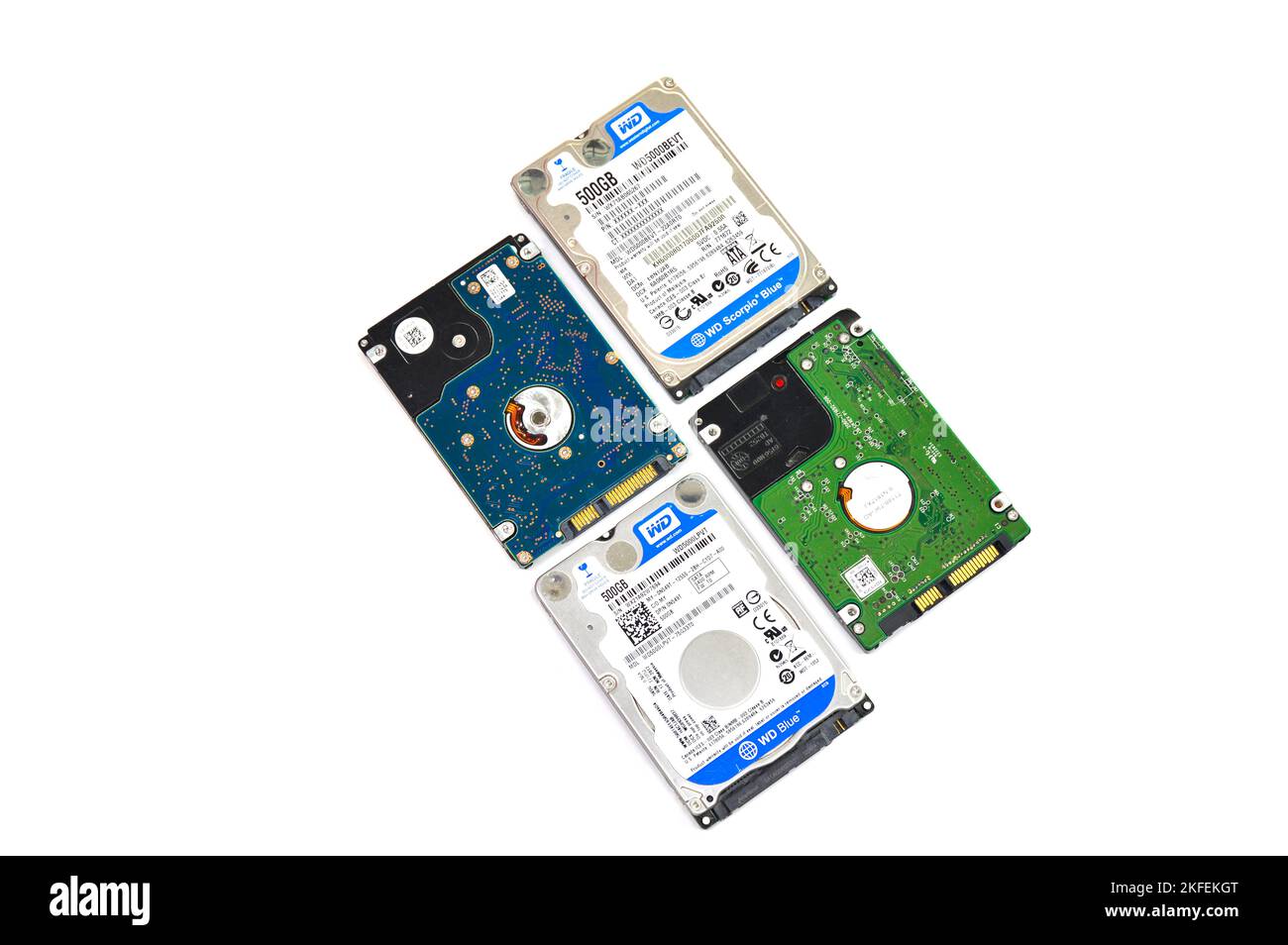 30-8-2022, Chonburi, Thailand The swivel disk type hard drive is still ...