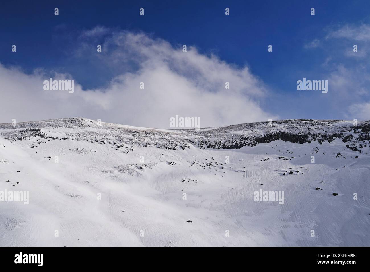 Aerial photos show the early winter scenery of the Changbai Mountains ...