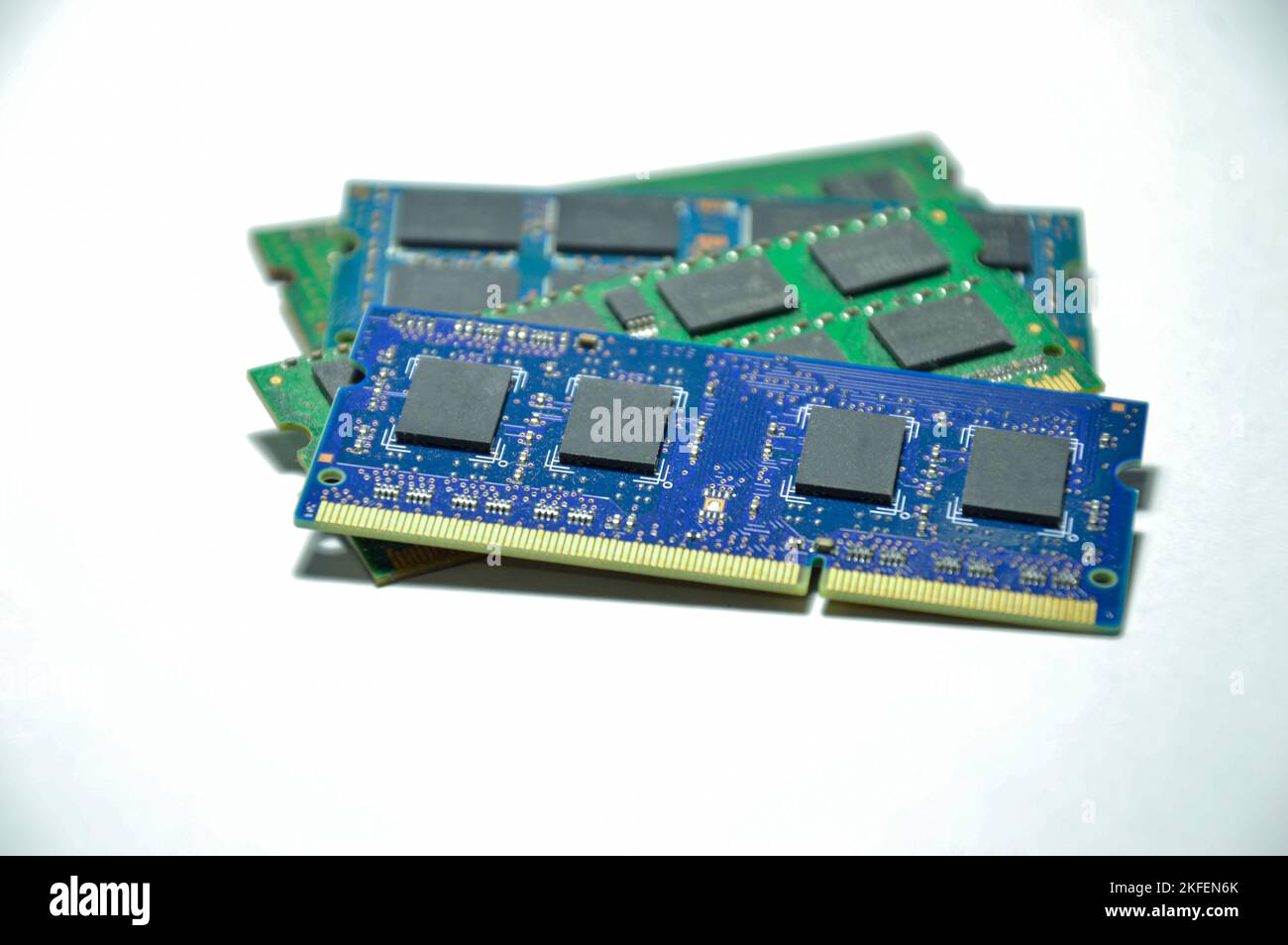 image of ram laptop on a white background There will be a lot of dust ...