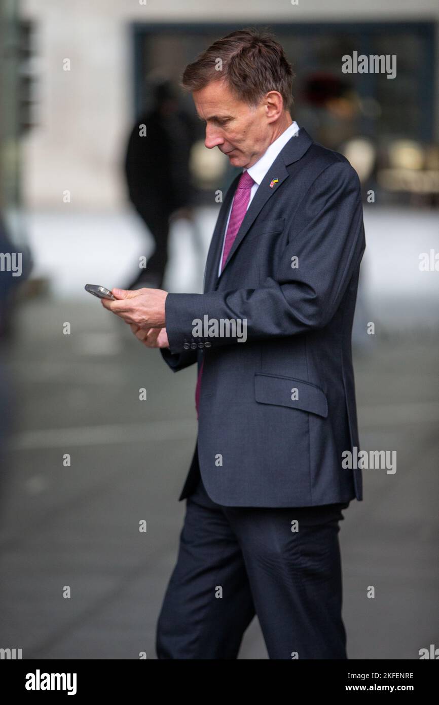 London, England, UK. 18th Nov, 2022. Chancellor of the Exchequer JEREMY ...