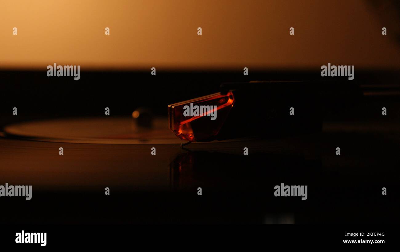 Vintage recordplayer in cosy lighting Stock Photo - Alamy