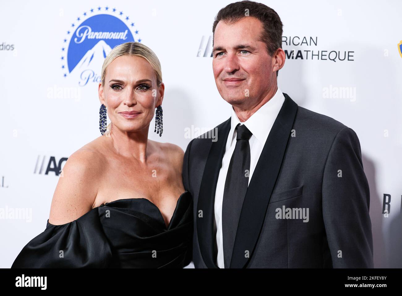 Beverly Hills, United States. 17th Nov, 2022. BEVERLY HILLS, LOS ...