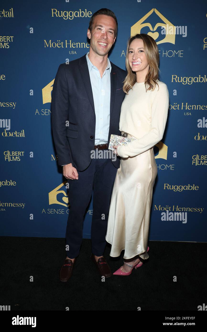 17 November 2022 -Beverly Hills, California - Jon Favreau, Emily ...