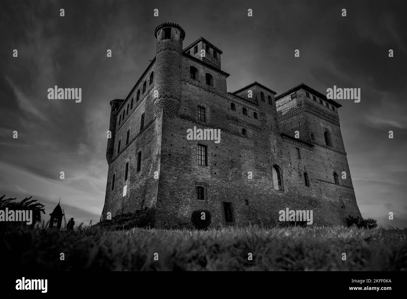 Stone wall castle Black and White Stock Photos & Images - Alamy