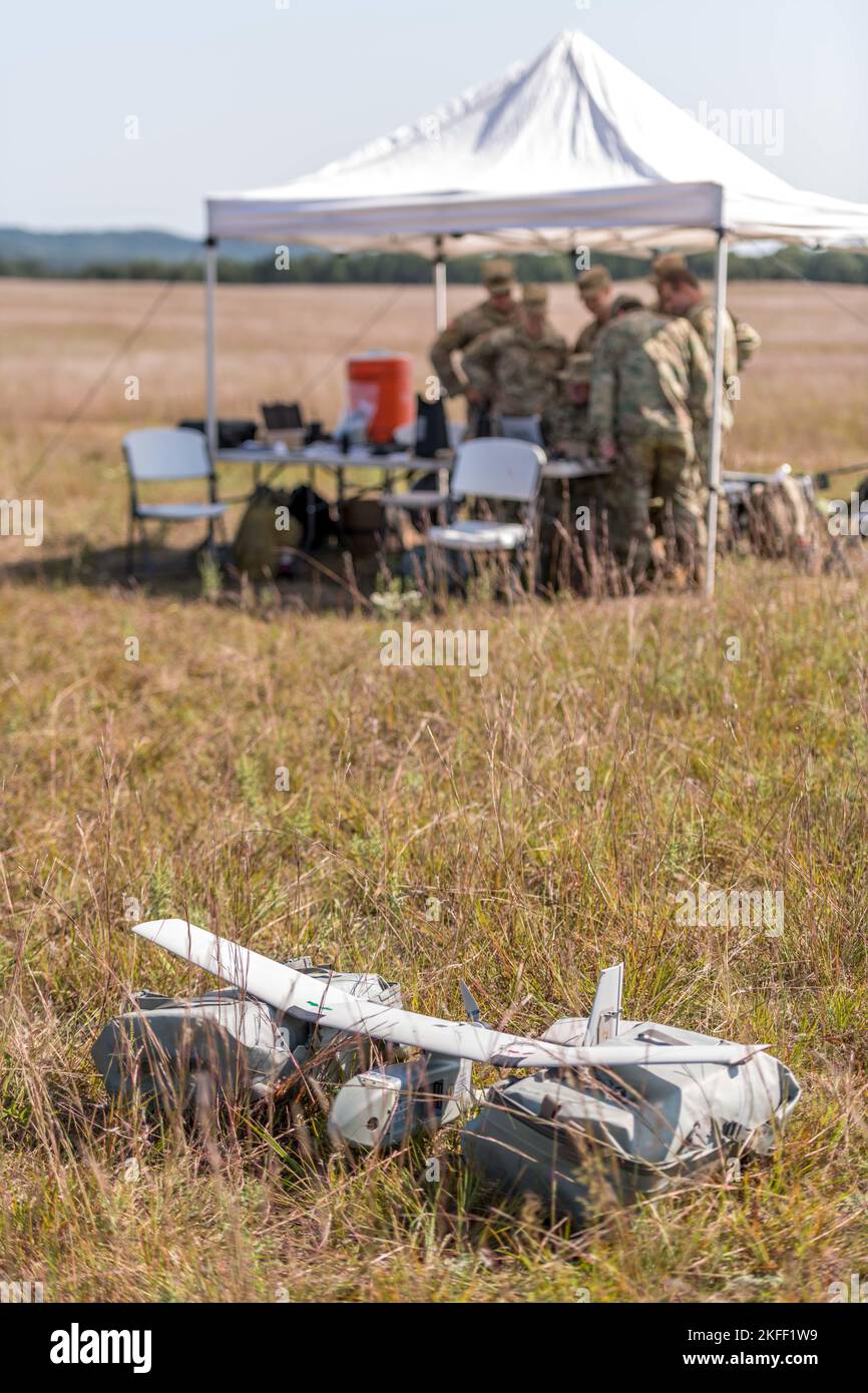 Wisconsin National Guard Soldiers flying RQ-11B Raven Small Unmanned ...