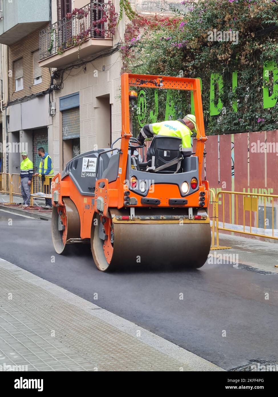 Steamroller hi-res stock photography and images - Alamy