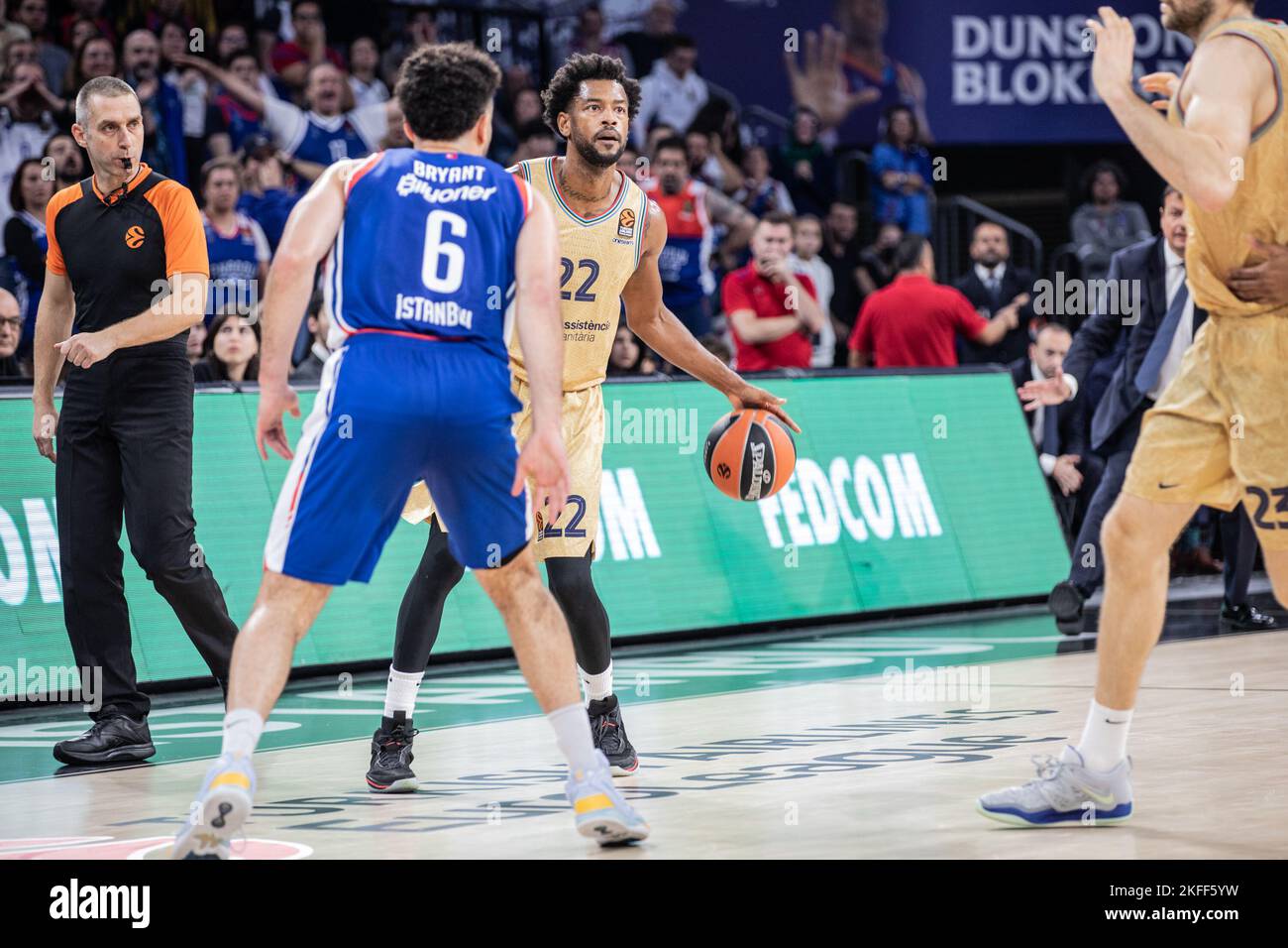 Istanbul, Turkey - 17 Nov 2022, Elijah Bryant (L) of Anadolu Efes ...