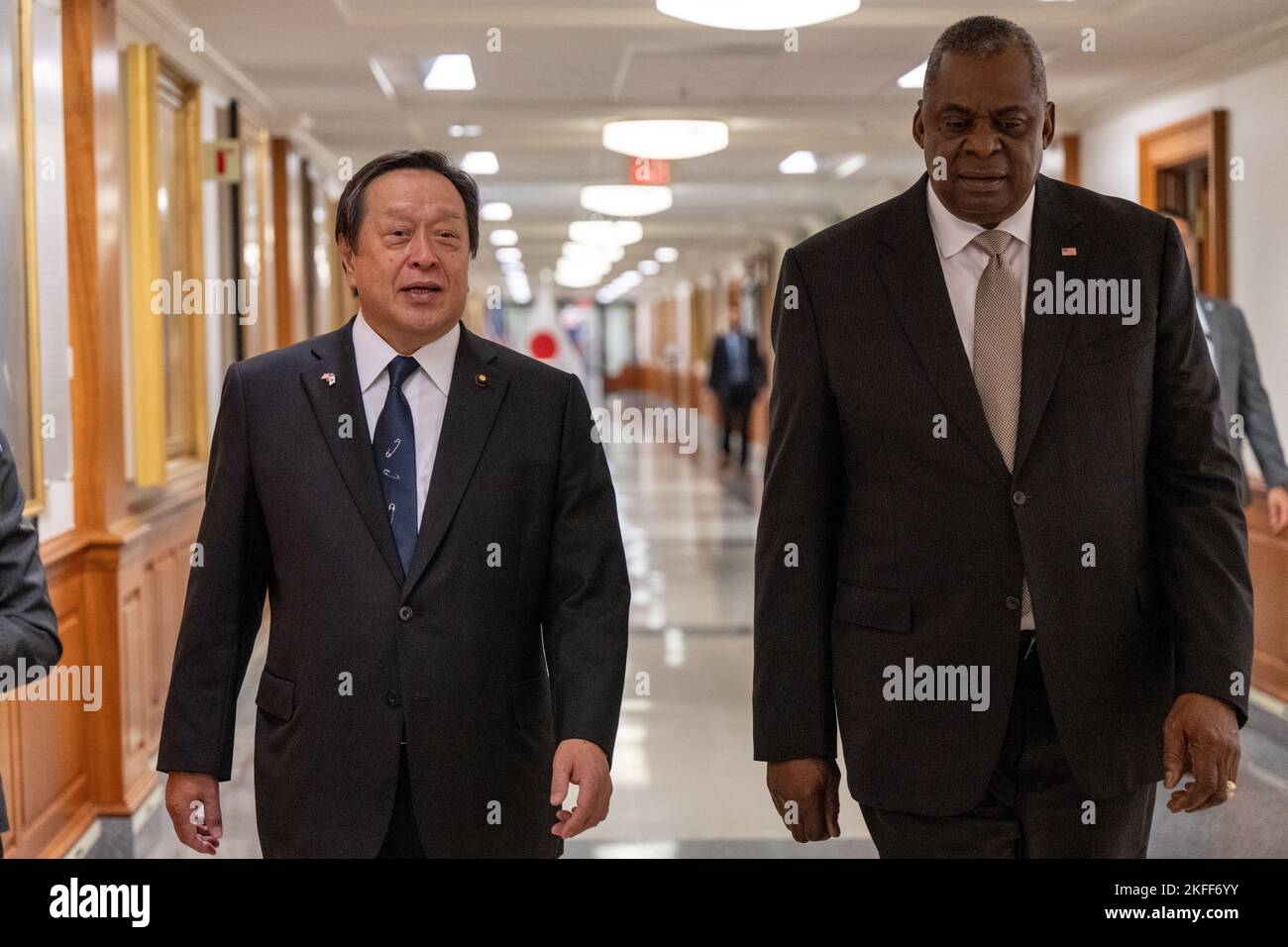 Secretary of Defense Lloyd J. Austin III hosts Japan's Minister of ...