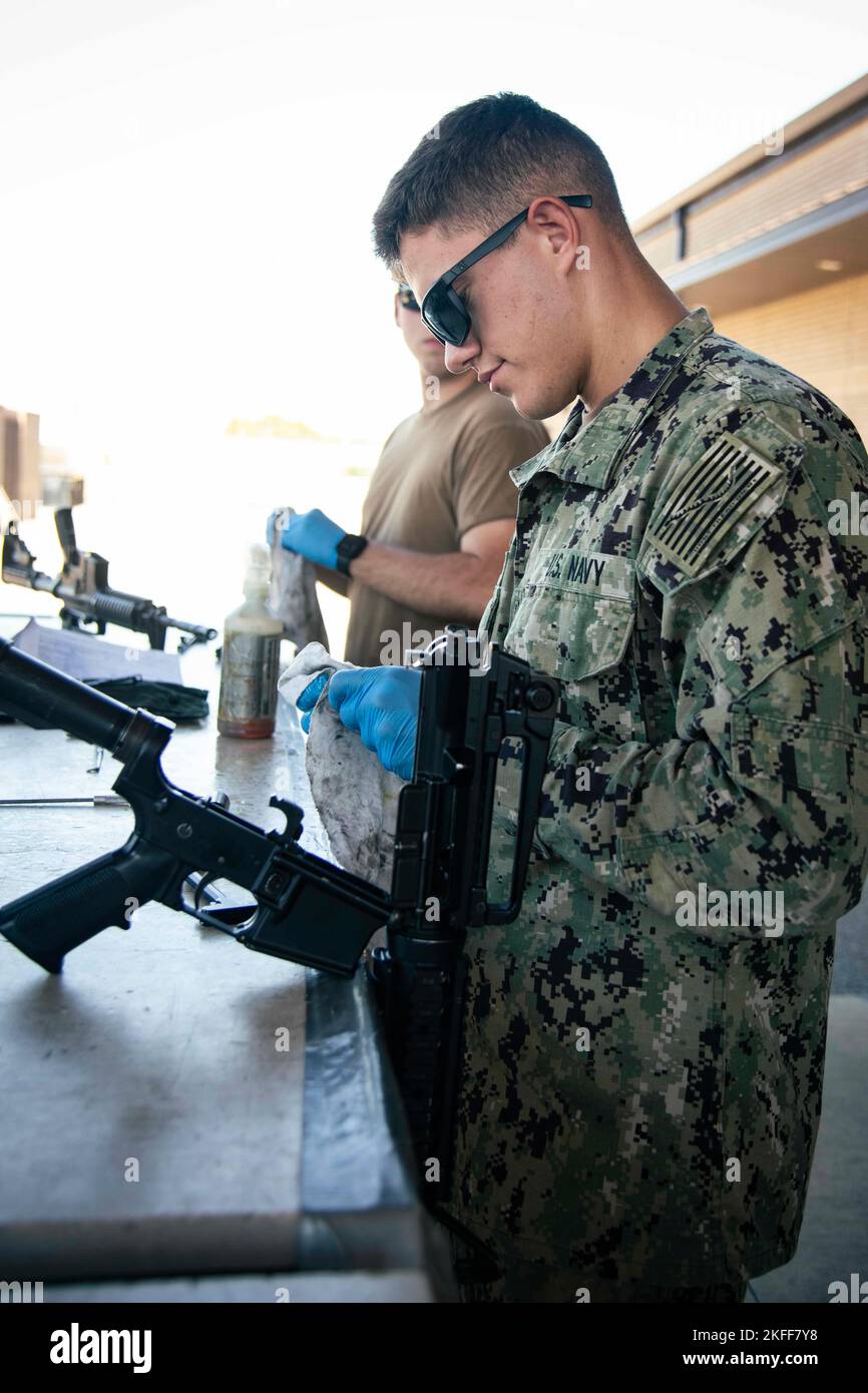 220914-N-PI330-1021 Gulfport, Mississippi (September 14, 2022) Builder ...