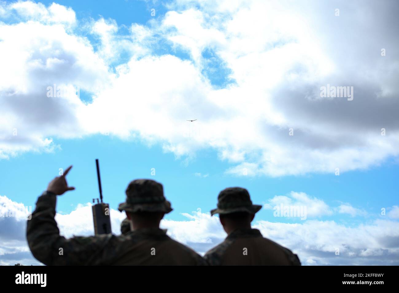 U.S. Marines with Mobile Reconnaissance Company, 2d Light Armored ...
